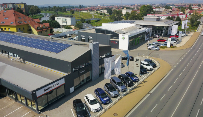 Kontakty • AUTO UH